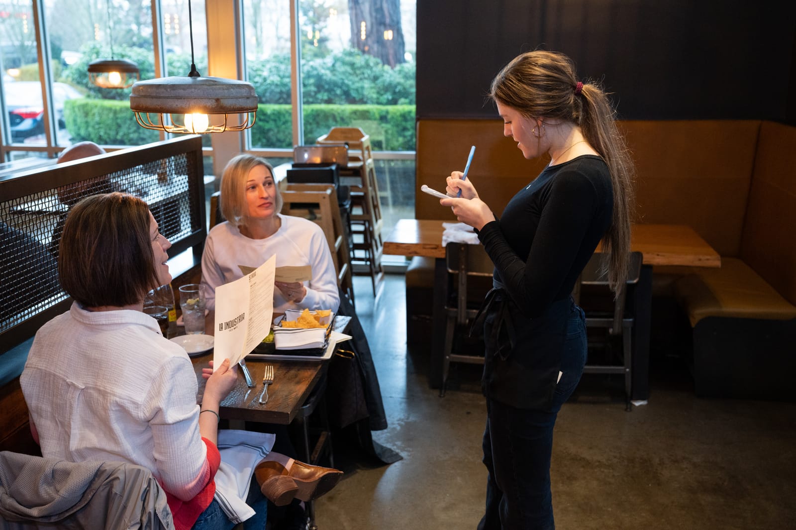 13 Types of Restaurants (and What Makes Them Successful)