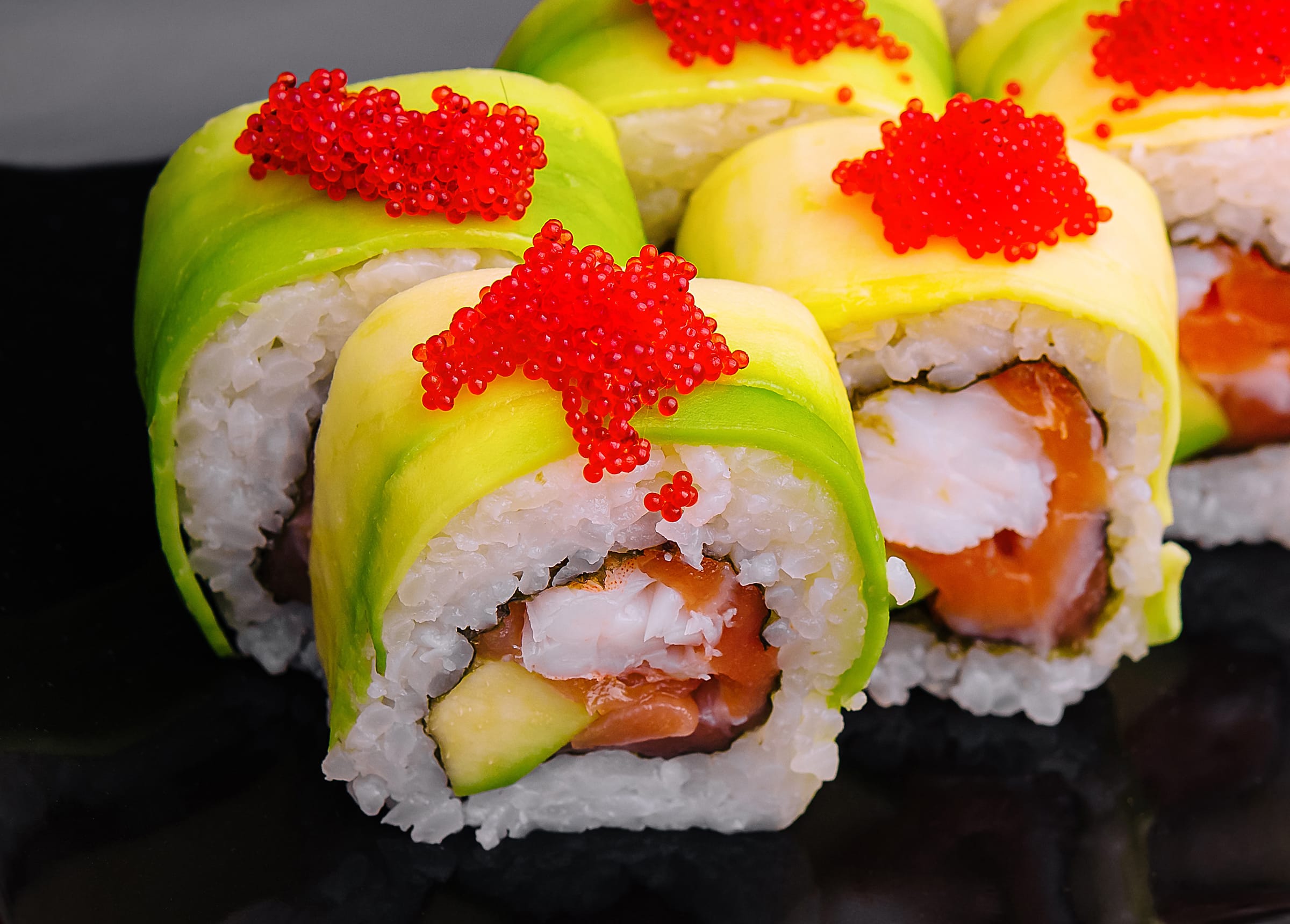What is Maki Sushi? A Guide to the Sushi Roll